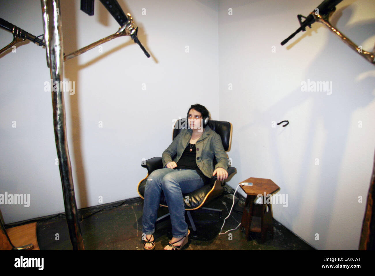 Sep 22, 2007 - Costa Mesa, CA, USA - A sculpture called 'Losing Your ...