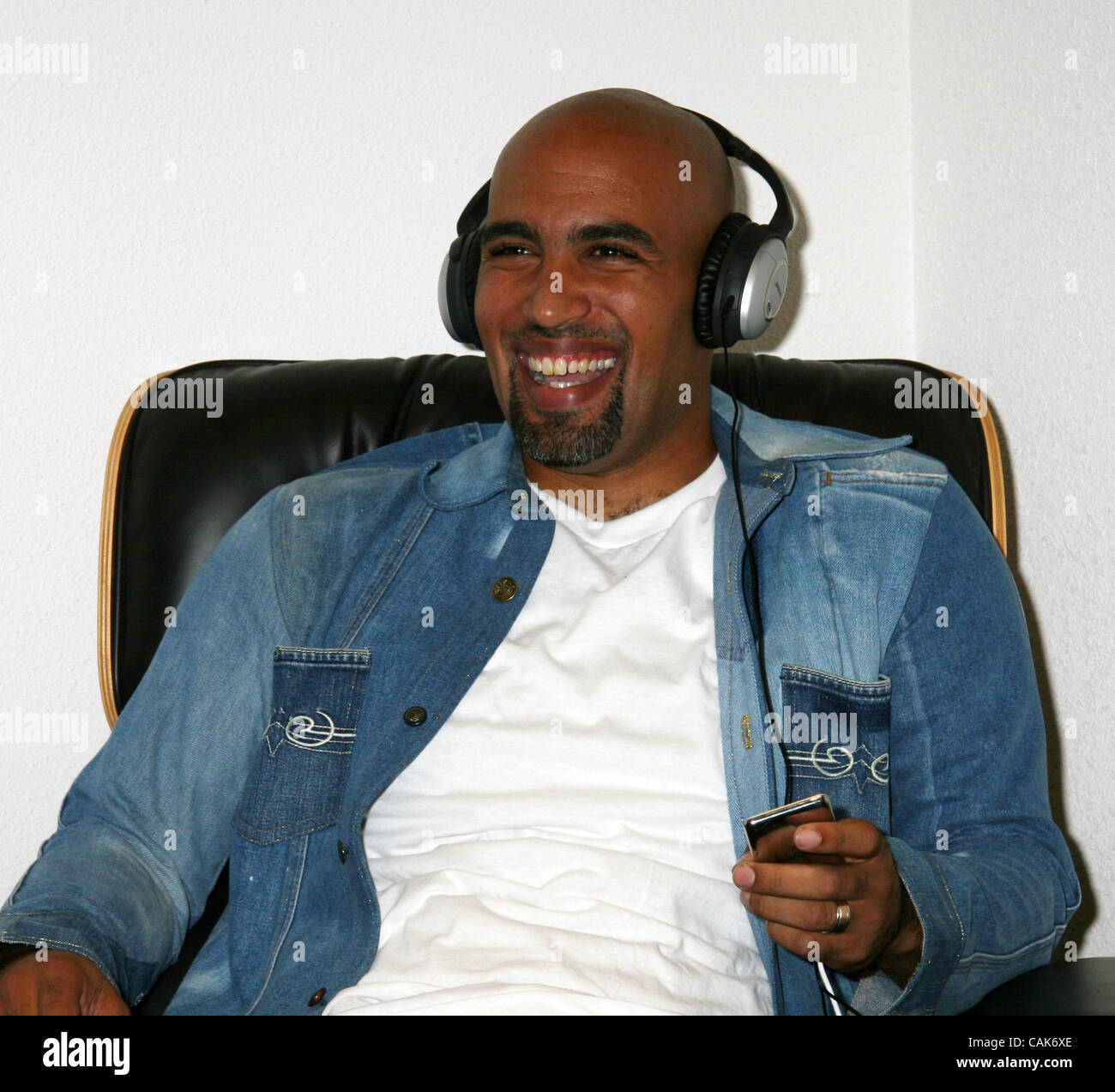 Sep 22, 2007 - Costa Mesa, CA, USA - PETER HARPER, brother of musician ...