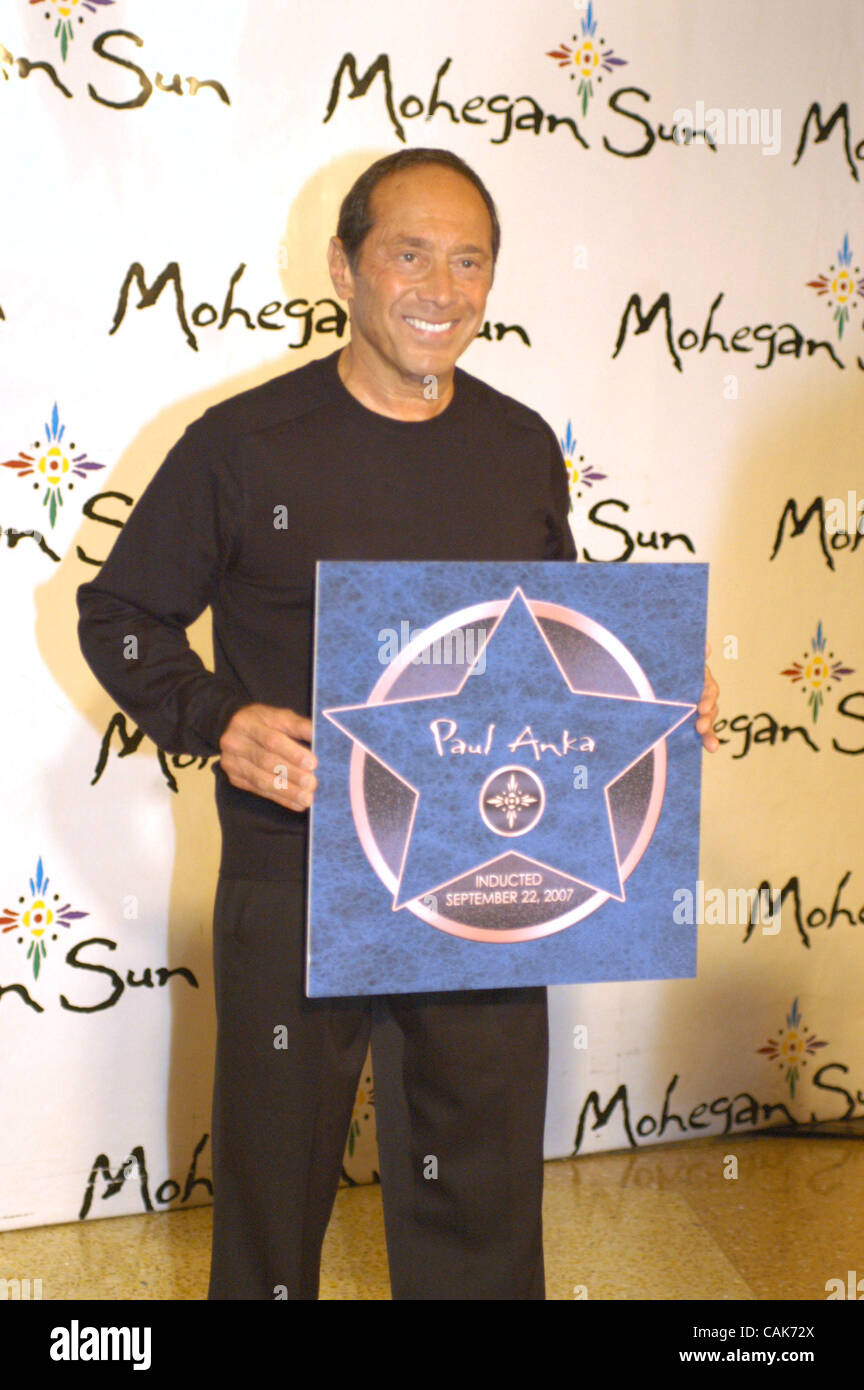 Sep 22, 2007 - Uncasville, CT, USA - PAUL ANKA was inducted into ...