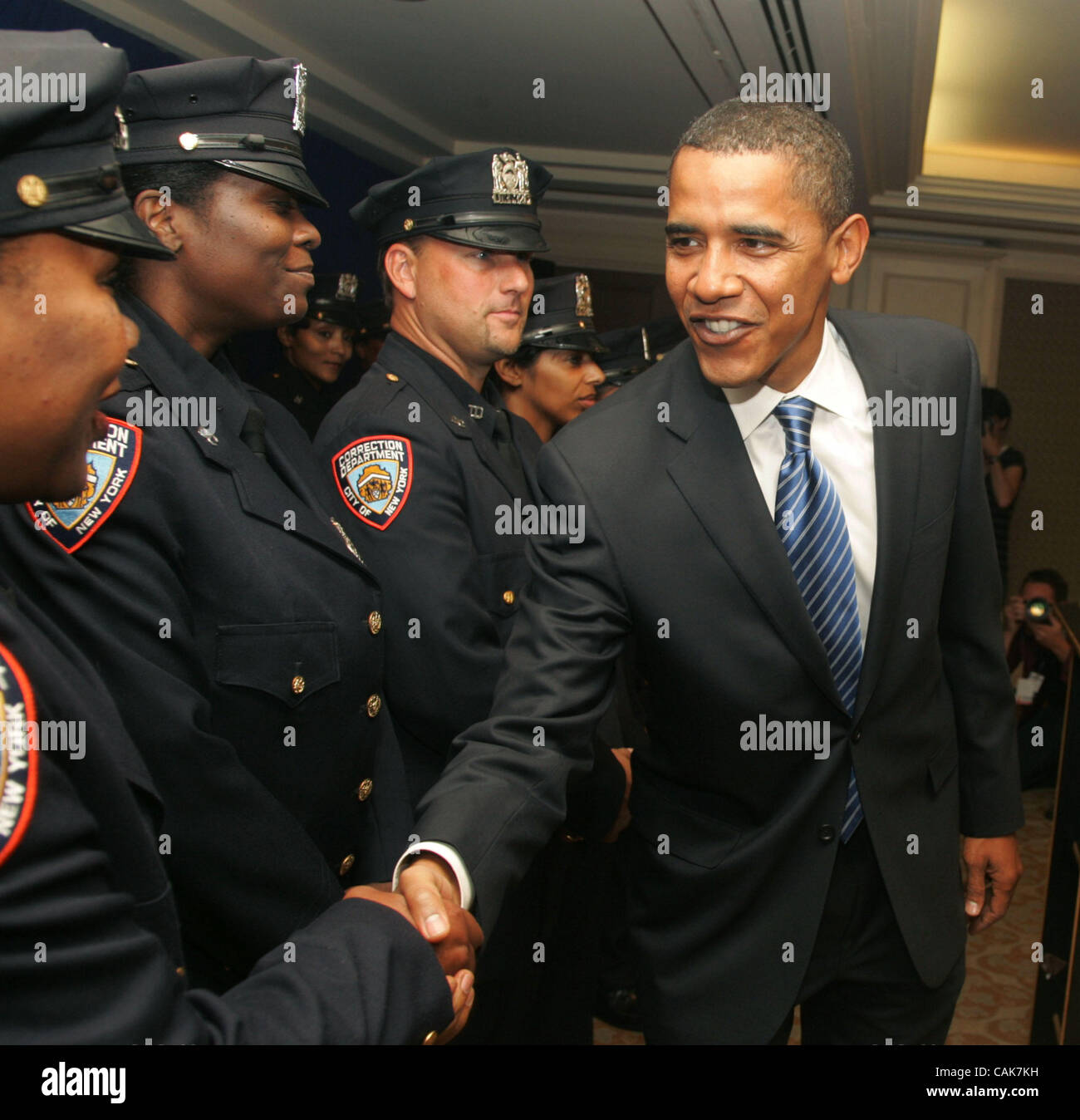 Sep 24, 2007 - New York, NY, USA - Democratic presidential hopeful ...