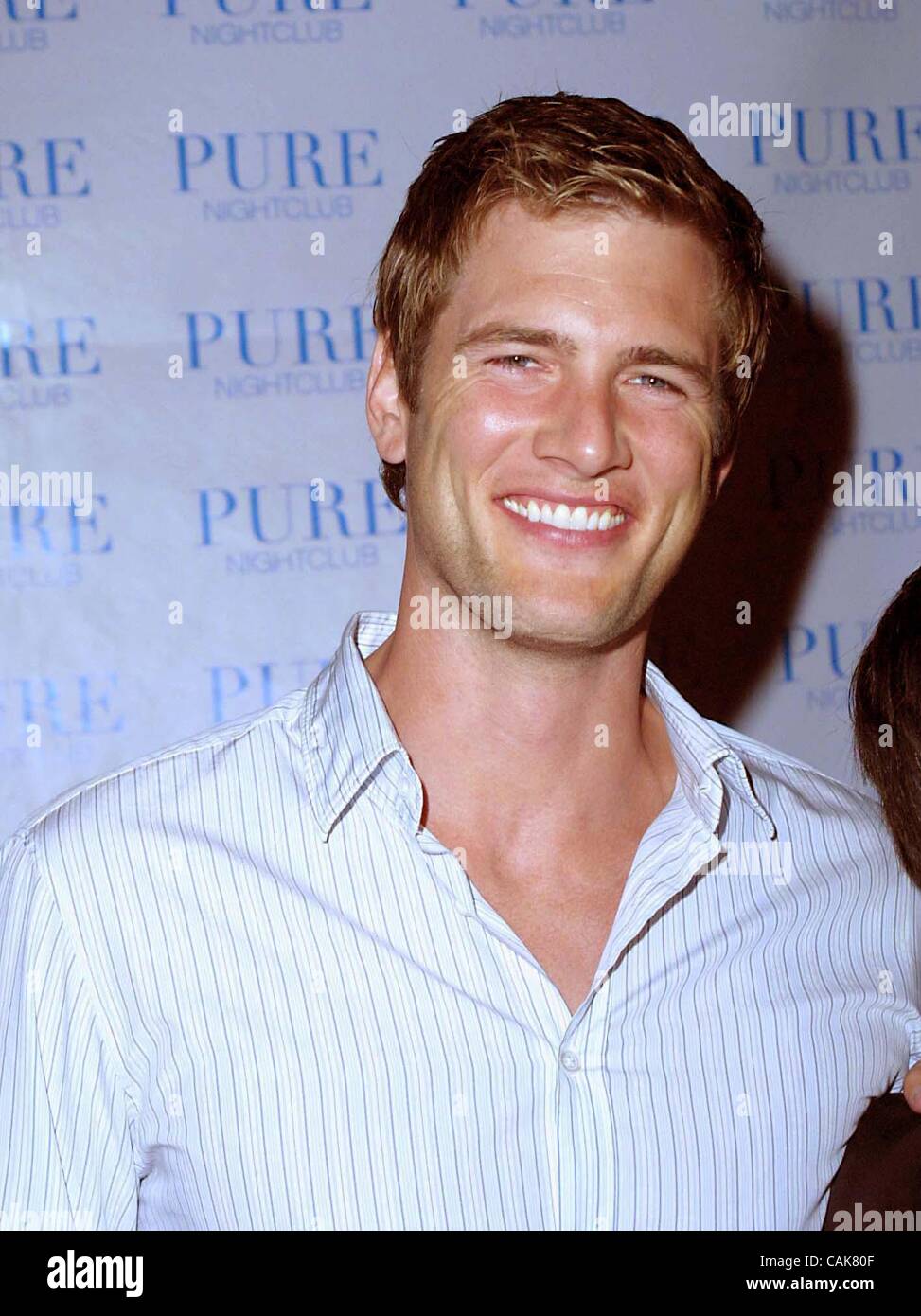 Sept. 24, 2007 - Hollywood, California, U.S. - K54758EG.THE CAST OF NBC ...