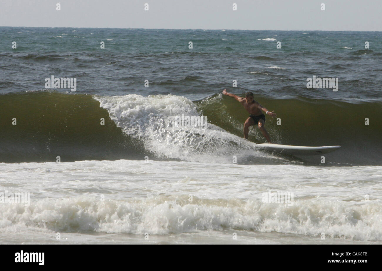 Surfing in gaza hi-res stock photography and images - Alamy