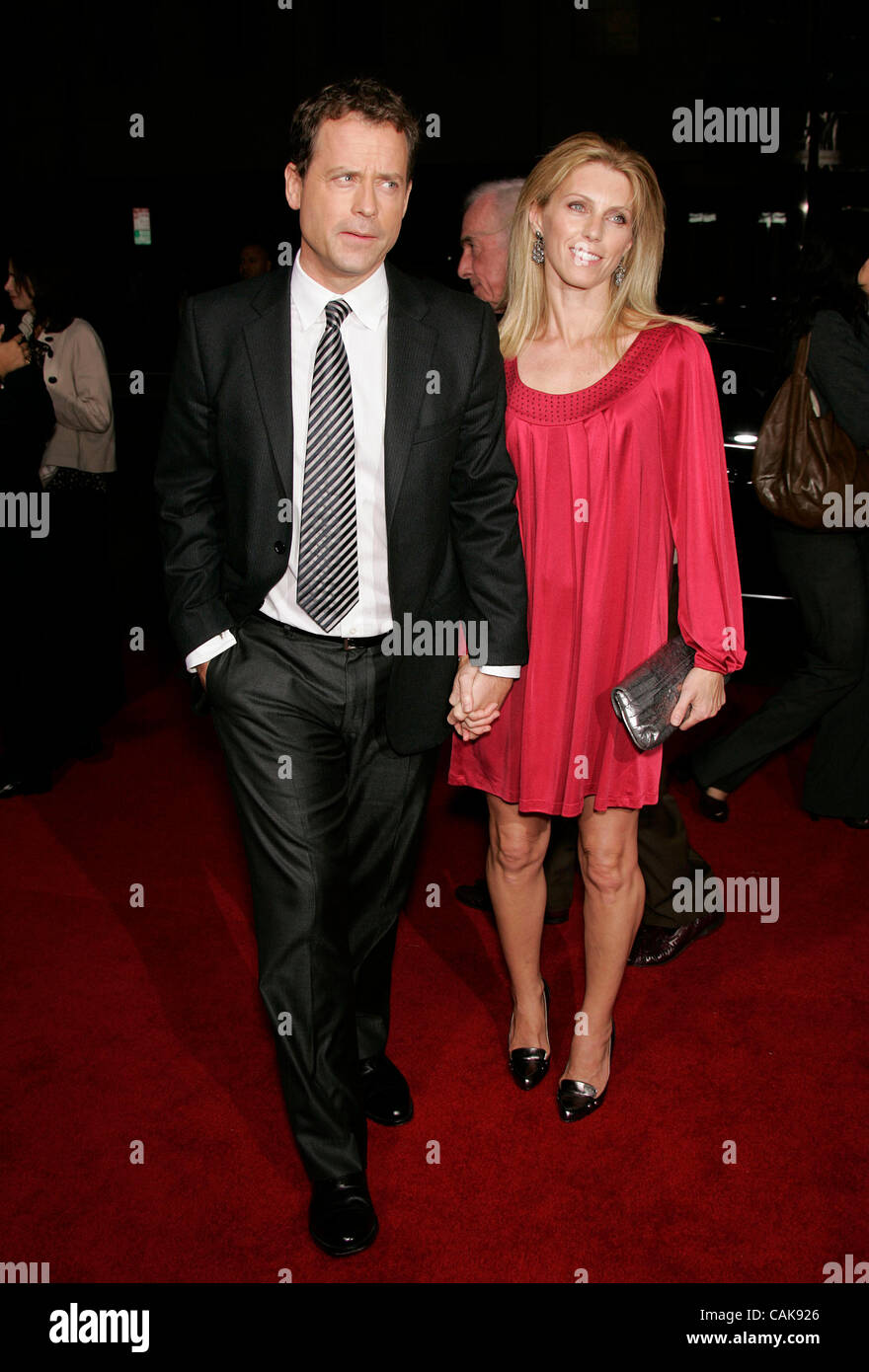 Actor greg kinnear wife helen hi-res stock photography and images - Alamy