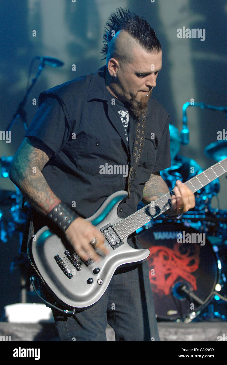 Sep. 26, 2007 Raleigh, NC; USA, Guitarist BARRY STOCK of the band Three ...