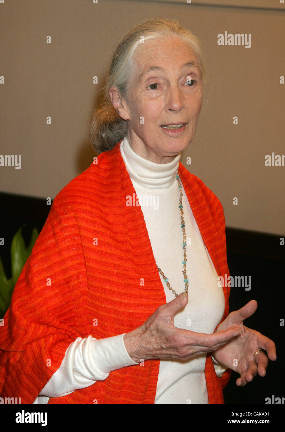 Sep 26, 2007 - New York, NY, USA - DR. JANE GOODALL at the 2007 Clinton ...