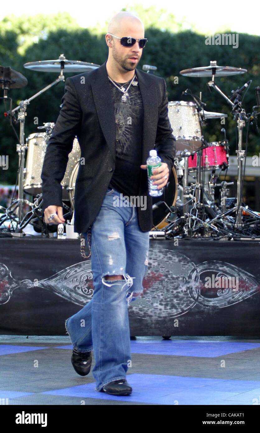 Sept. 12, 2007 - New York, New York, U.S. - K54638BCO.Chris Daughtry ...