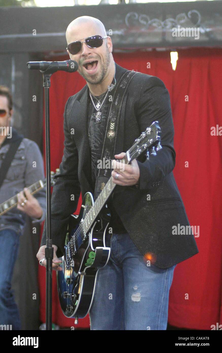 Sept. 12, 2007 - New York, New York, U.S. - K54638BCO.Chris Daughtry ...