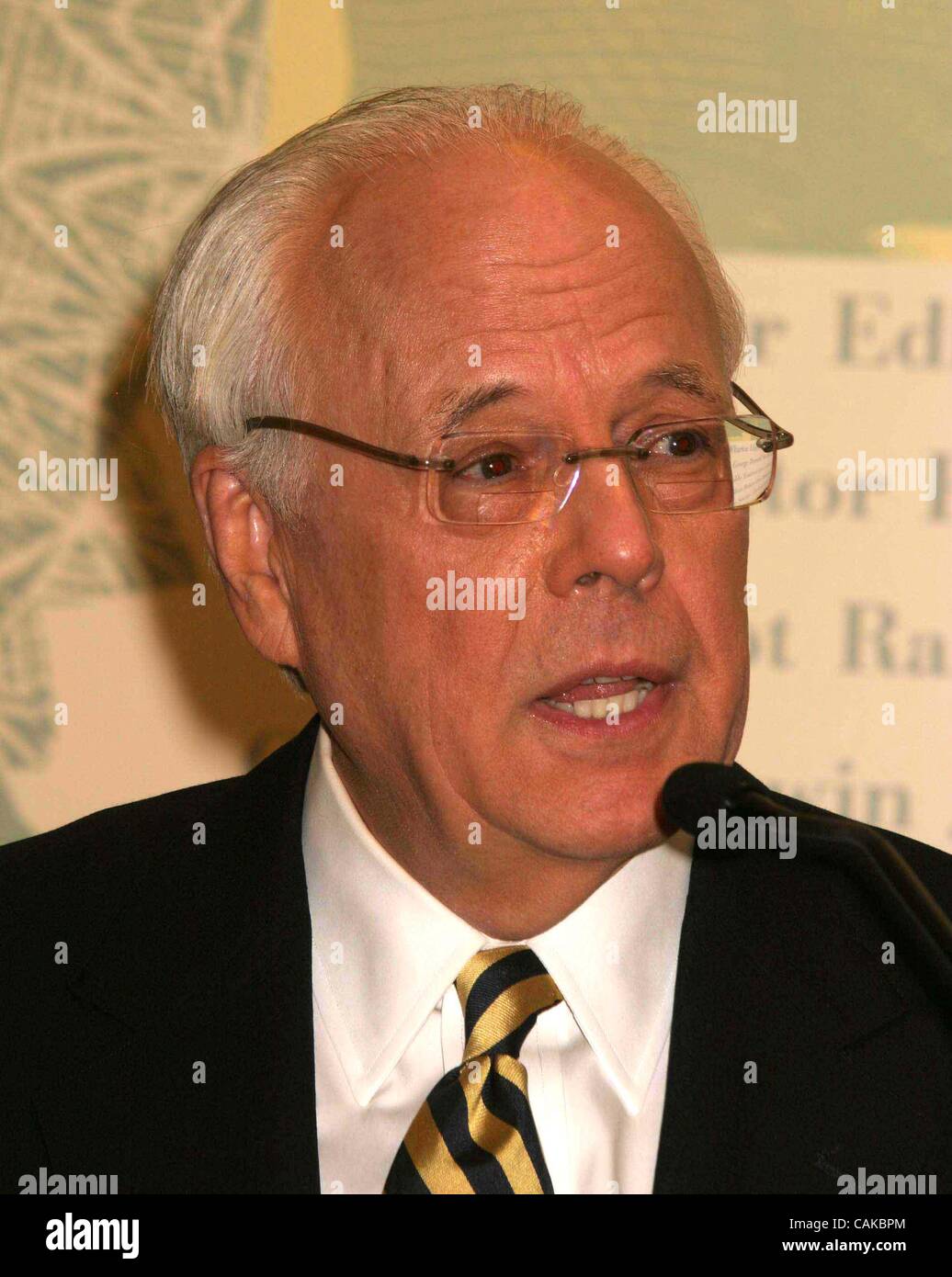 Sept. 13, 2007 - New York, New York, U.S. - JOHN DEAN DISCUSSES HIS NEW ...