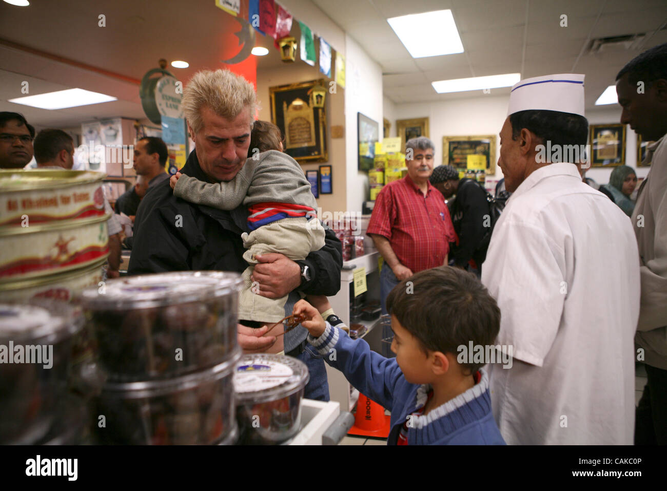 MINNEAPOLIS - 9/12/07 - The first day of Ramadan, the Muslim holy month ...