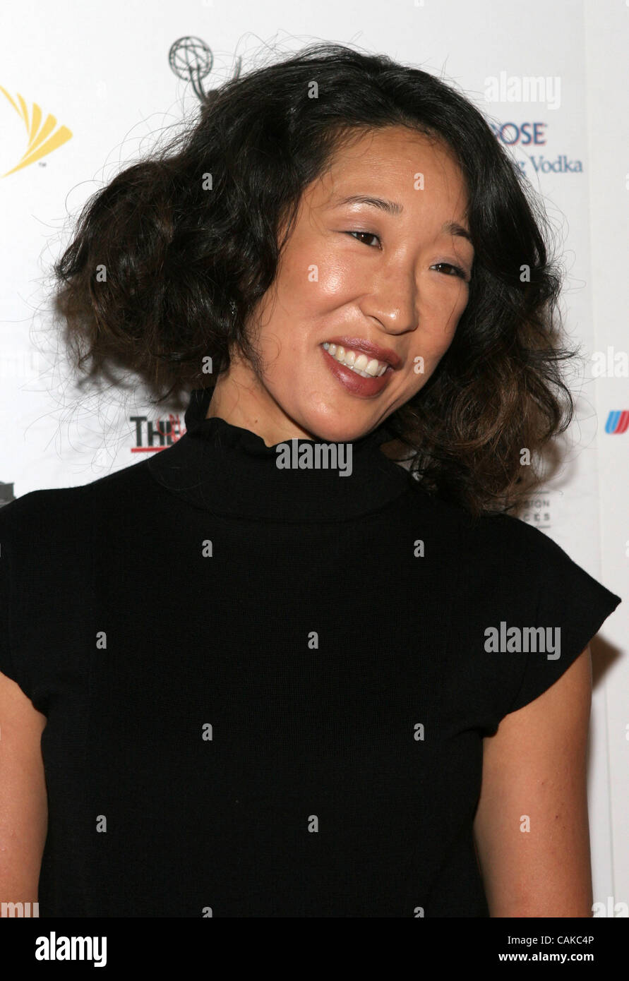 Sep 14, 2007 - Hollywood, CA, USA - Actress SANDRA OH arrives at the ...