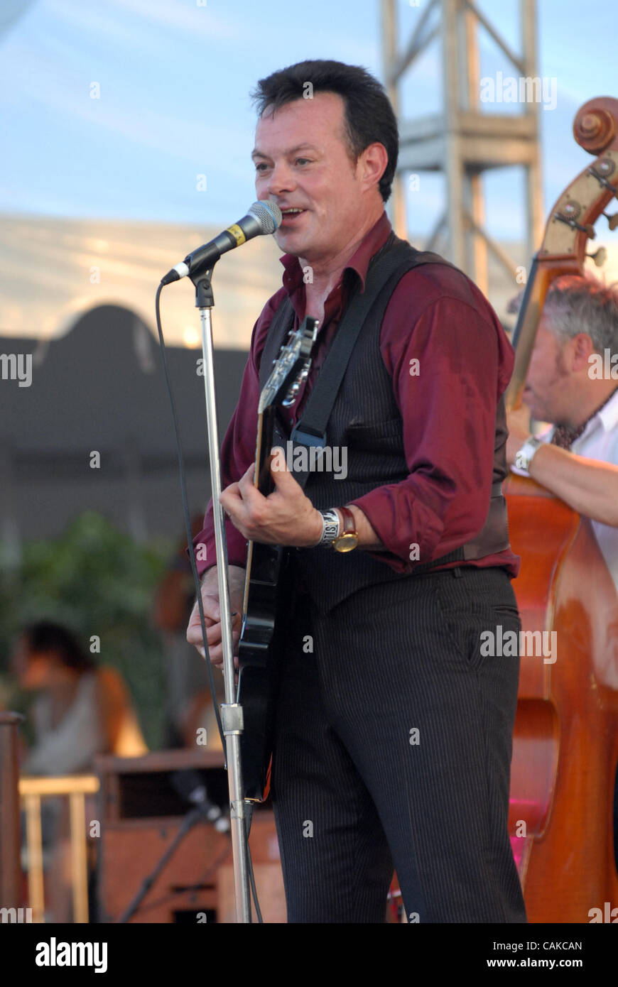 Sep. 14, 2007 Austin, TX; USA, Musician JAMES HUNTER performs live at ...