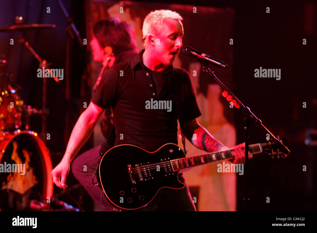 Yellowcard band hi-res stock photography and images - Alamy
