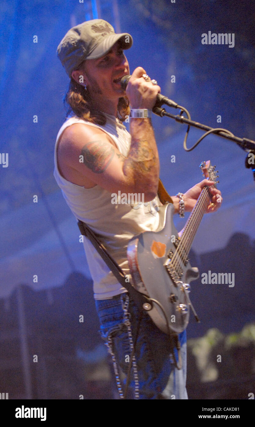 Sep. 15, 2007 Austin, TX; USA, Singer / Guitarist CODY CANADA of the ...