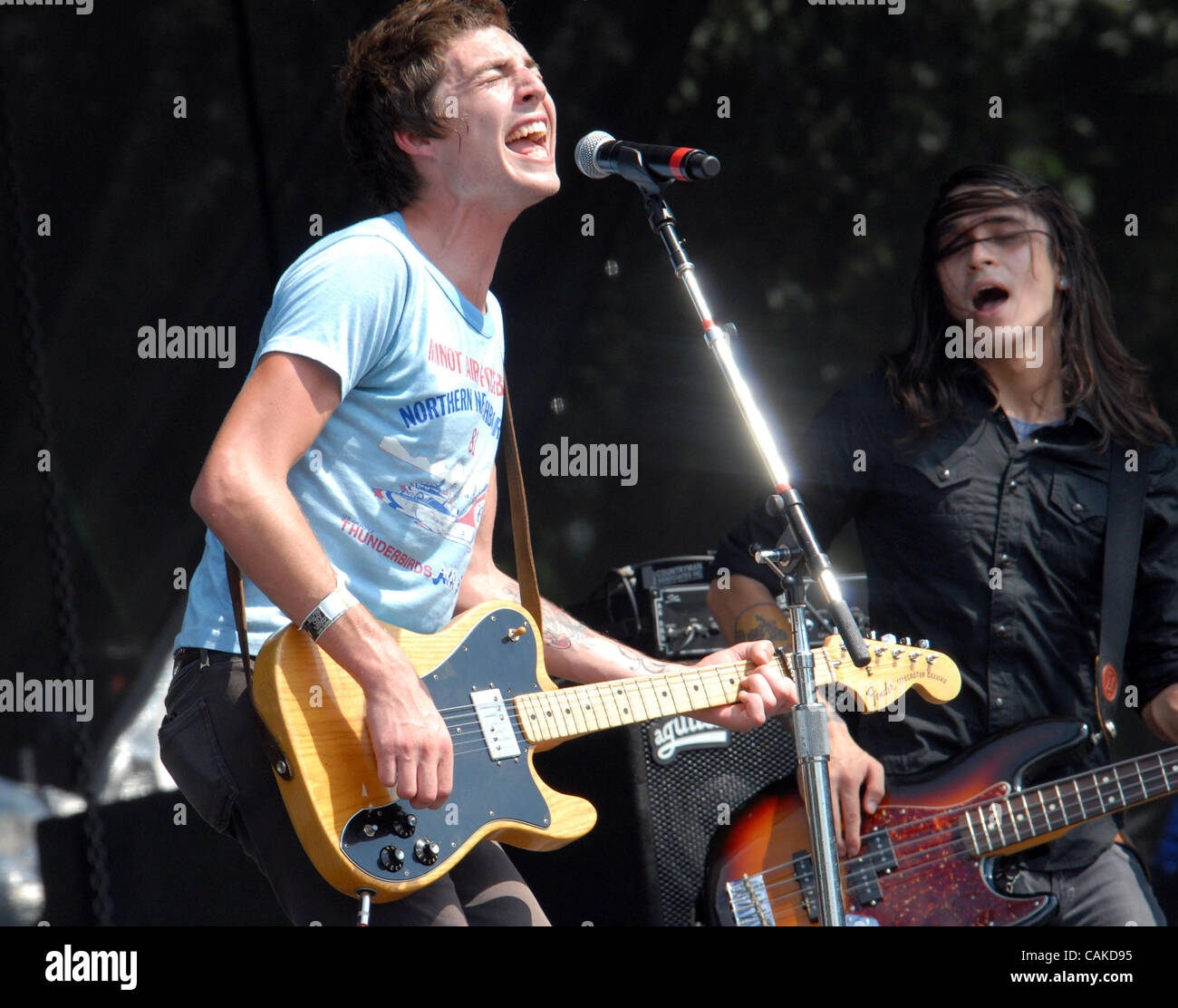 Sep. 15, 2007 Austin, TX; USA, (L-R) Singer / Guitarist DAN LAYUS and ...