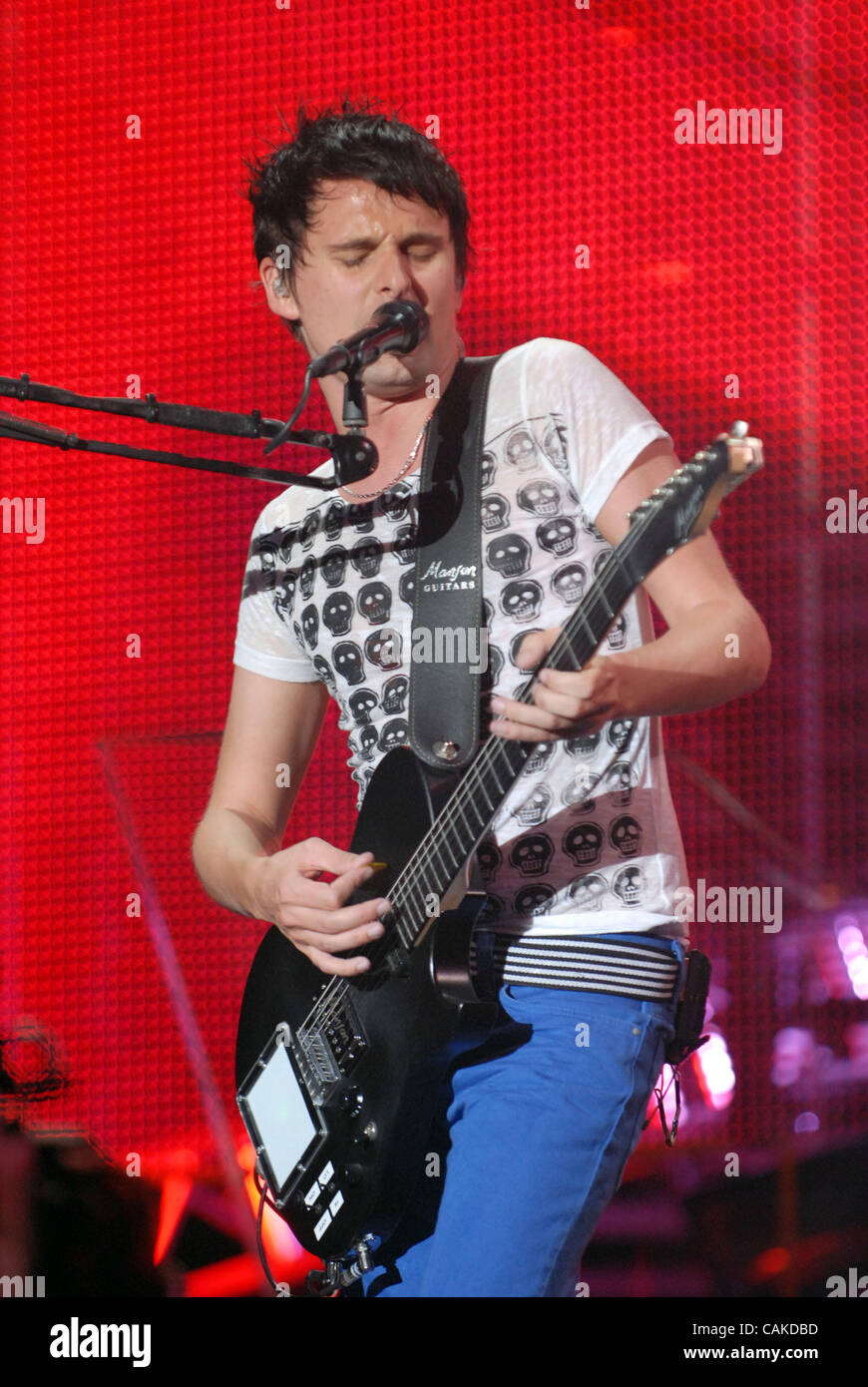 Sep. 15, 2007 Austin, TX; USA, Singer / Guitarist MATTHEW BELLAMY of ...