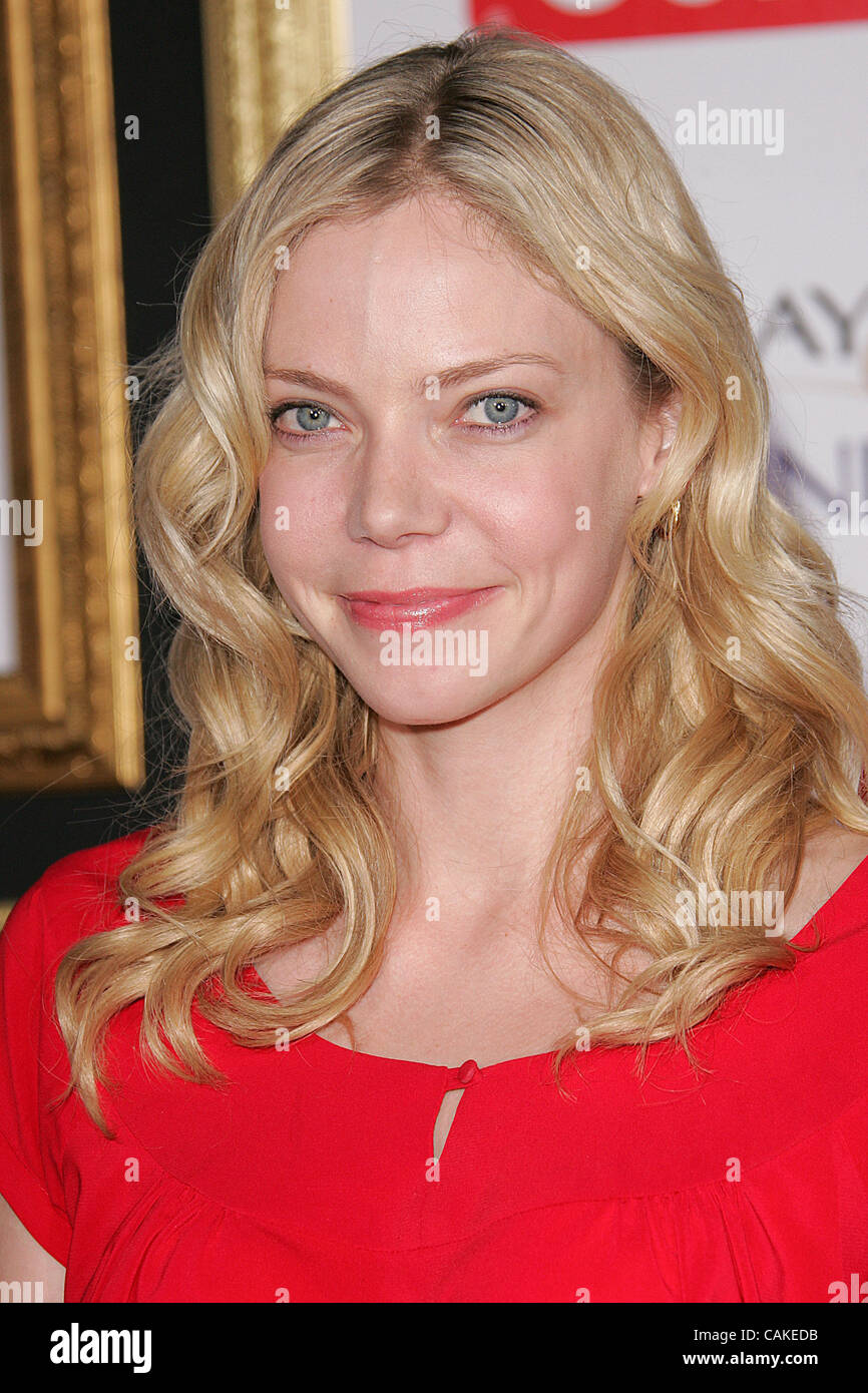Riki lindhome actress hi-res stock photography and images - Alamy