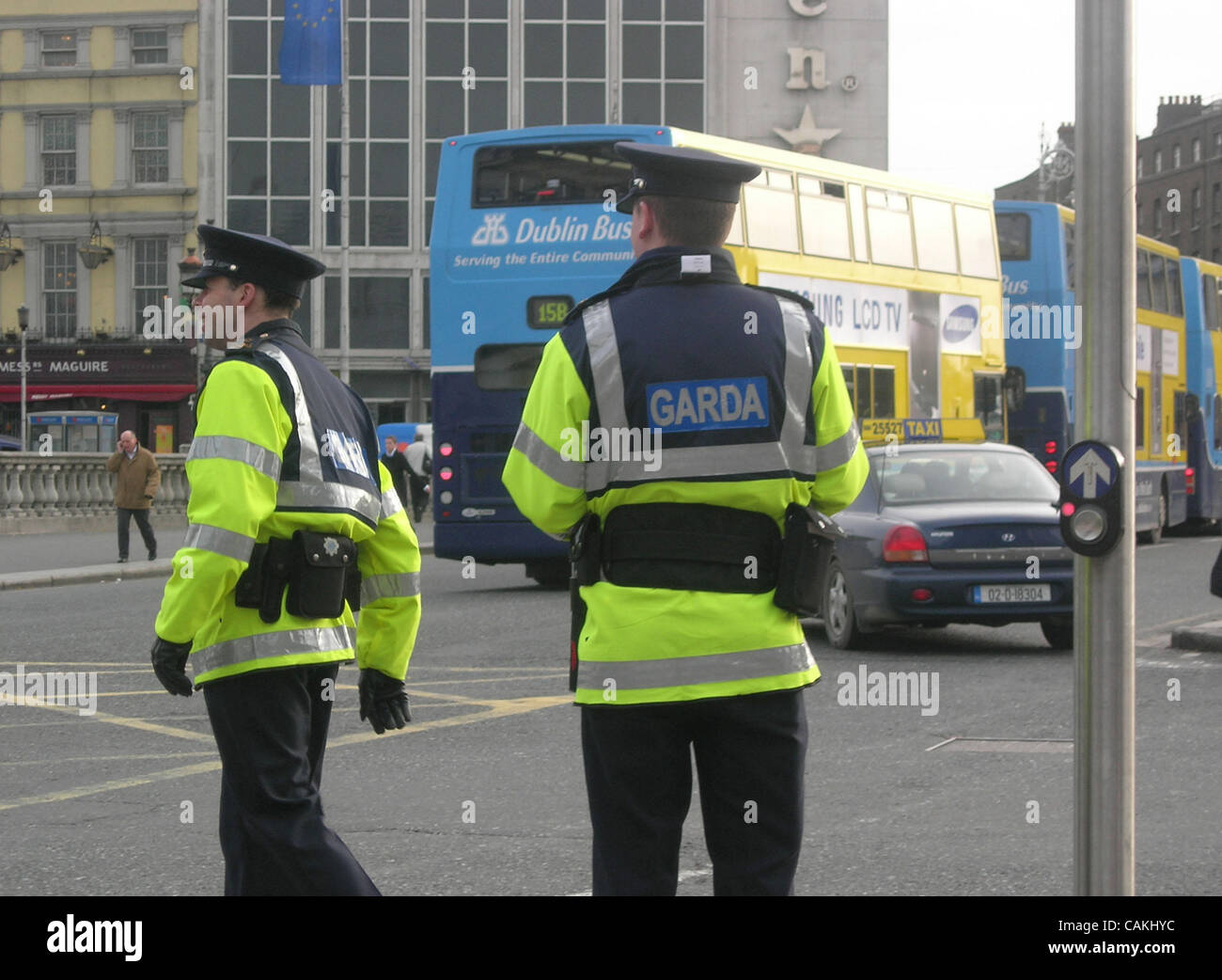 Sep 18, 2007 - Dublin, Ireland - Two members of the Gardai Siochana ...