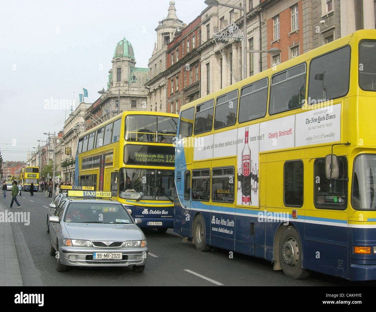 Sep 18, 2007 - Dublin, Ireland - Taxi cabs and double-decker buses on O ...