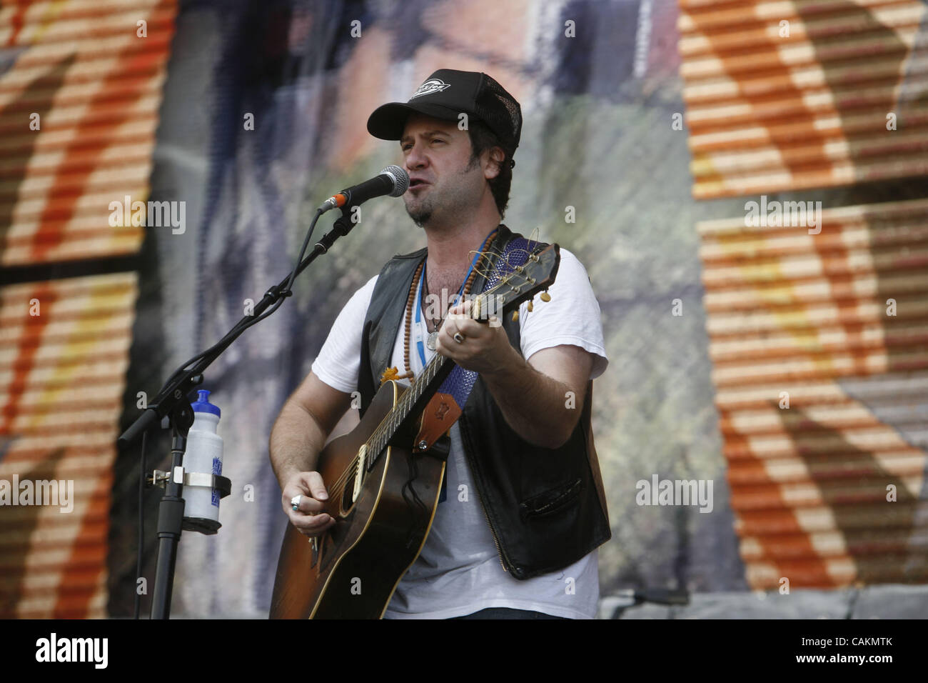 Jesse Lenat performing during New York Farmaid 2007 at Randall's Island ...