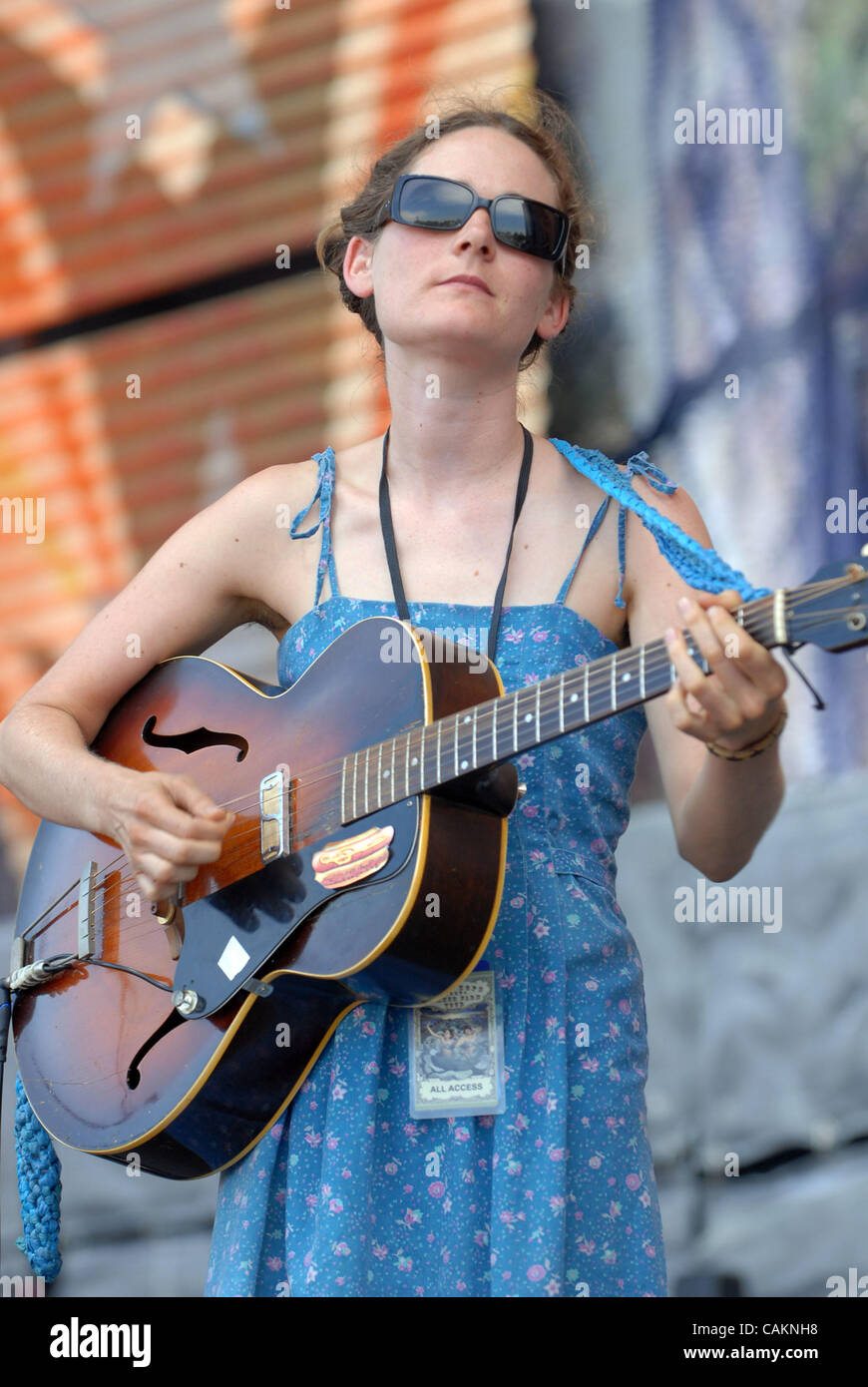 Sep. 9, 2007 New York, NY; USA, Musician ABBY DEWALD of the band The ...