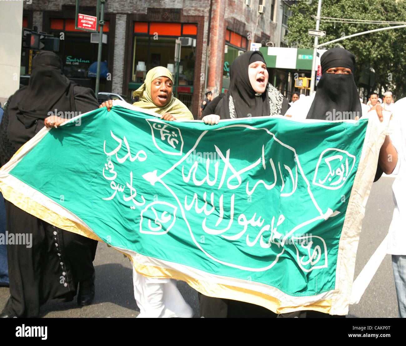 Annual muslim day parade women hi-res stock photography and images - Alamy