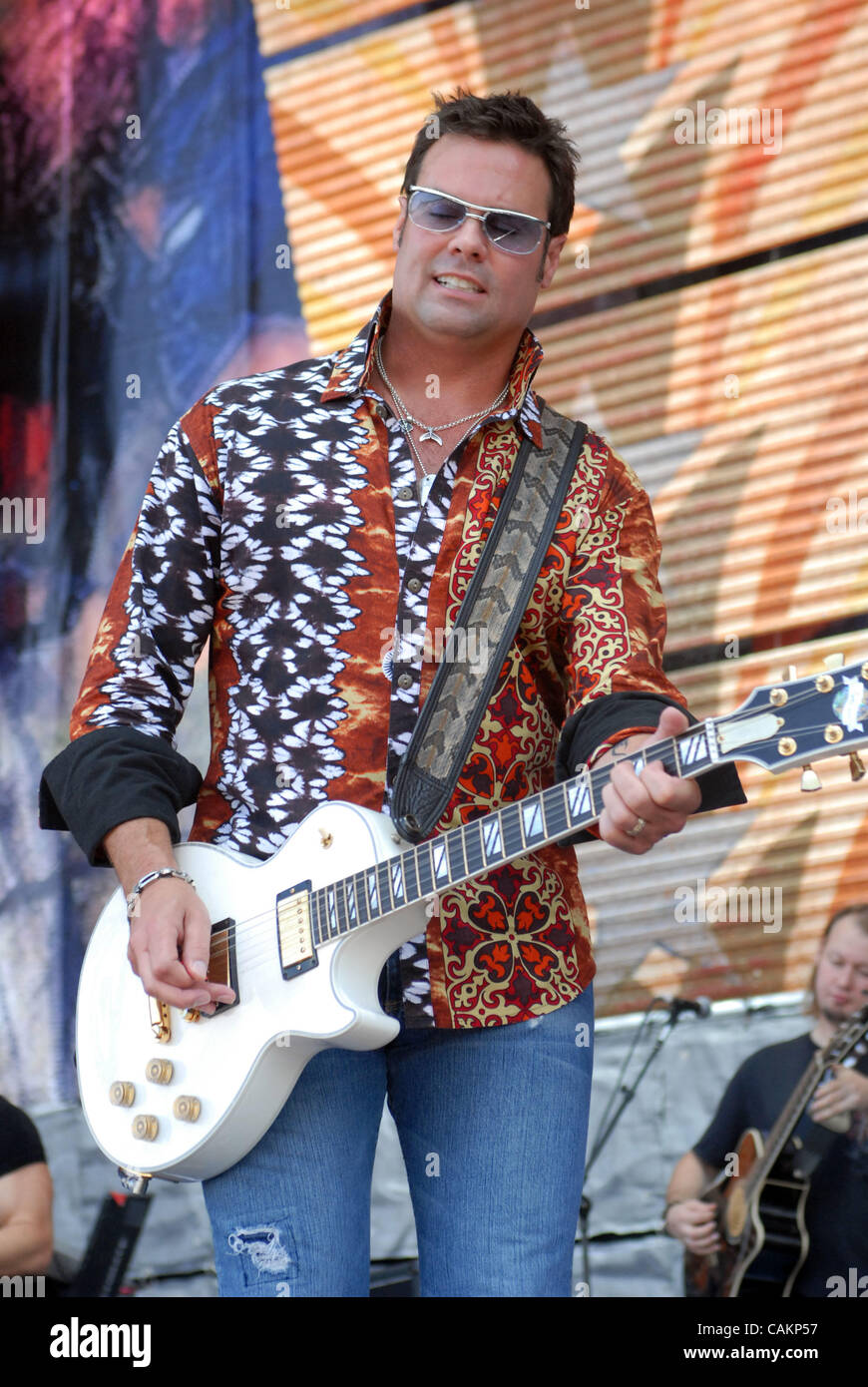 Sep. 9, 2007 New York, NY; USA, Musician TROY GENTRY of the band ...