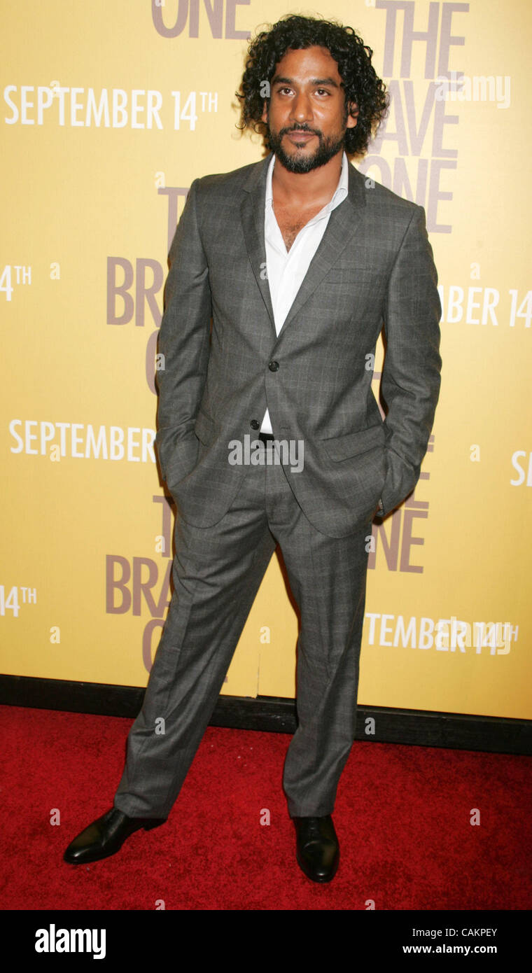 Sep 10, 2007 - New York, NY, USA - Actor NAVEEN ANDREWS at the arrivals ...
