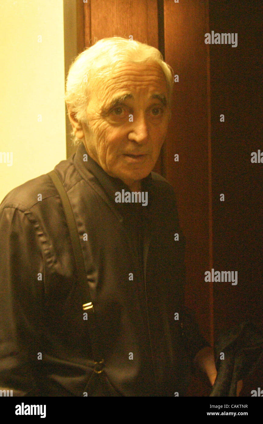 Charles aznavour in concert hi-res stock photography and images - Alamy