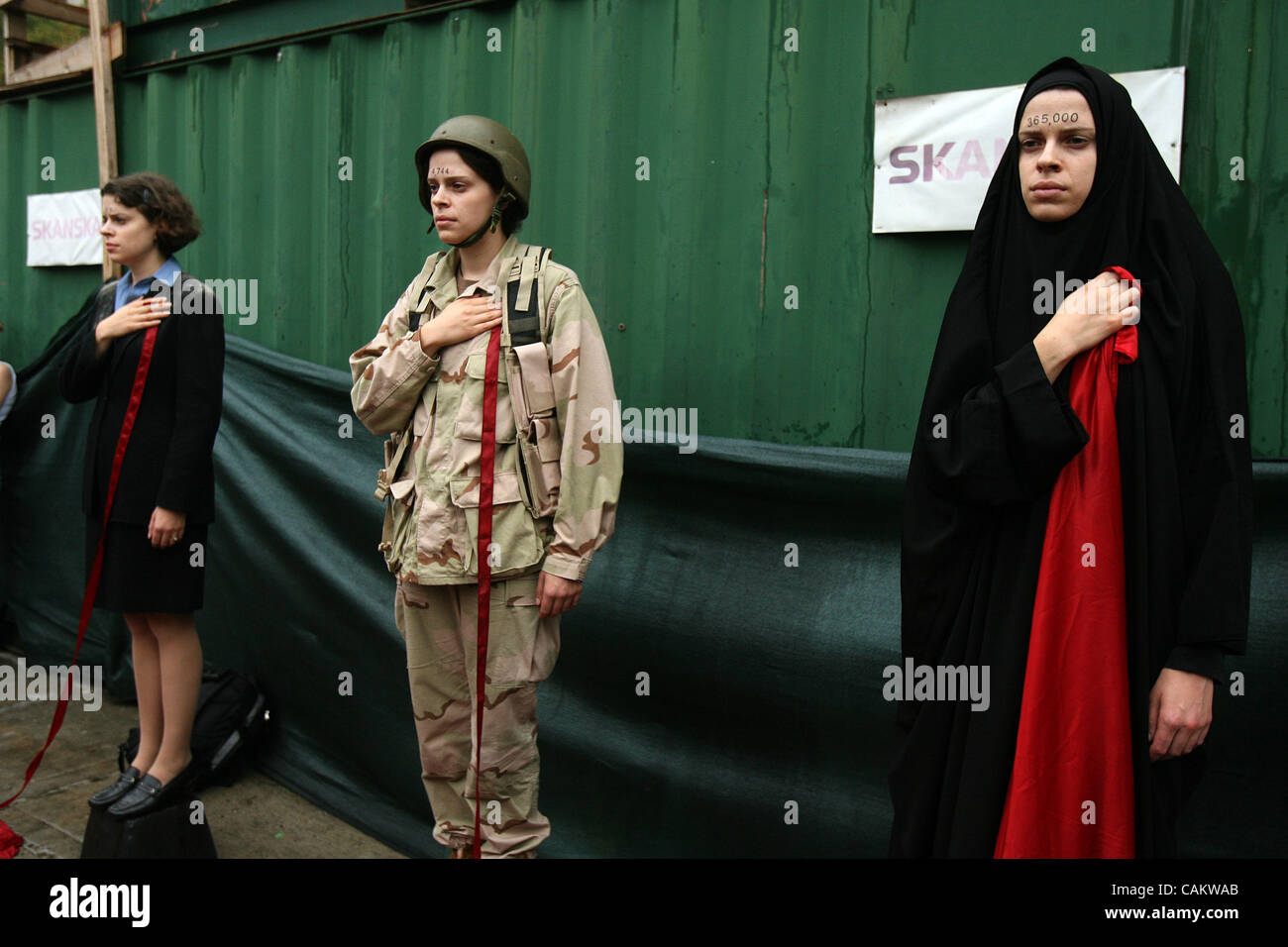 triplets sara, left, kelly, center, and alicia casilio, of boston ...