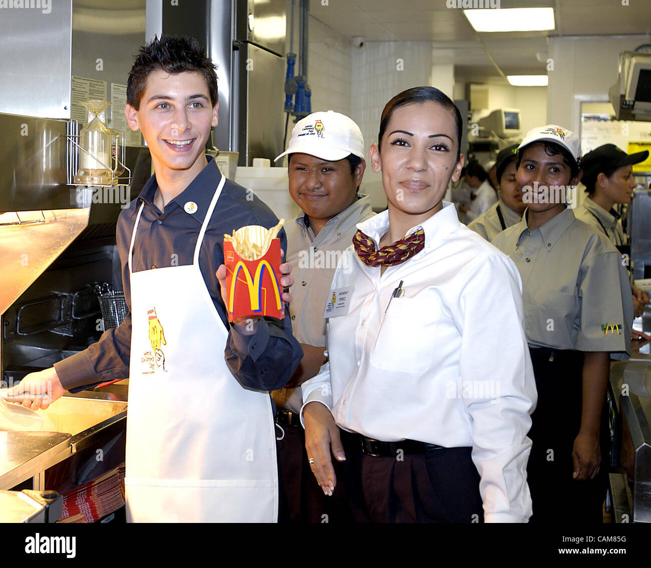 Nov. 20, 2003 - Los Angeles, USA - Actor Justin Berfield, co-star of ...