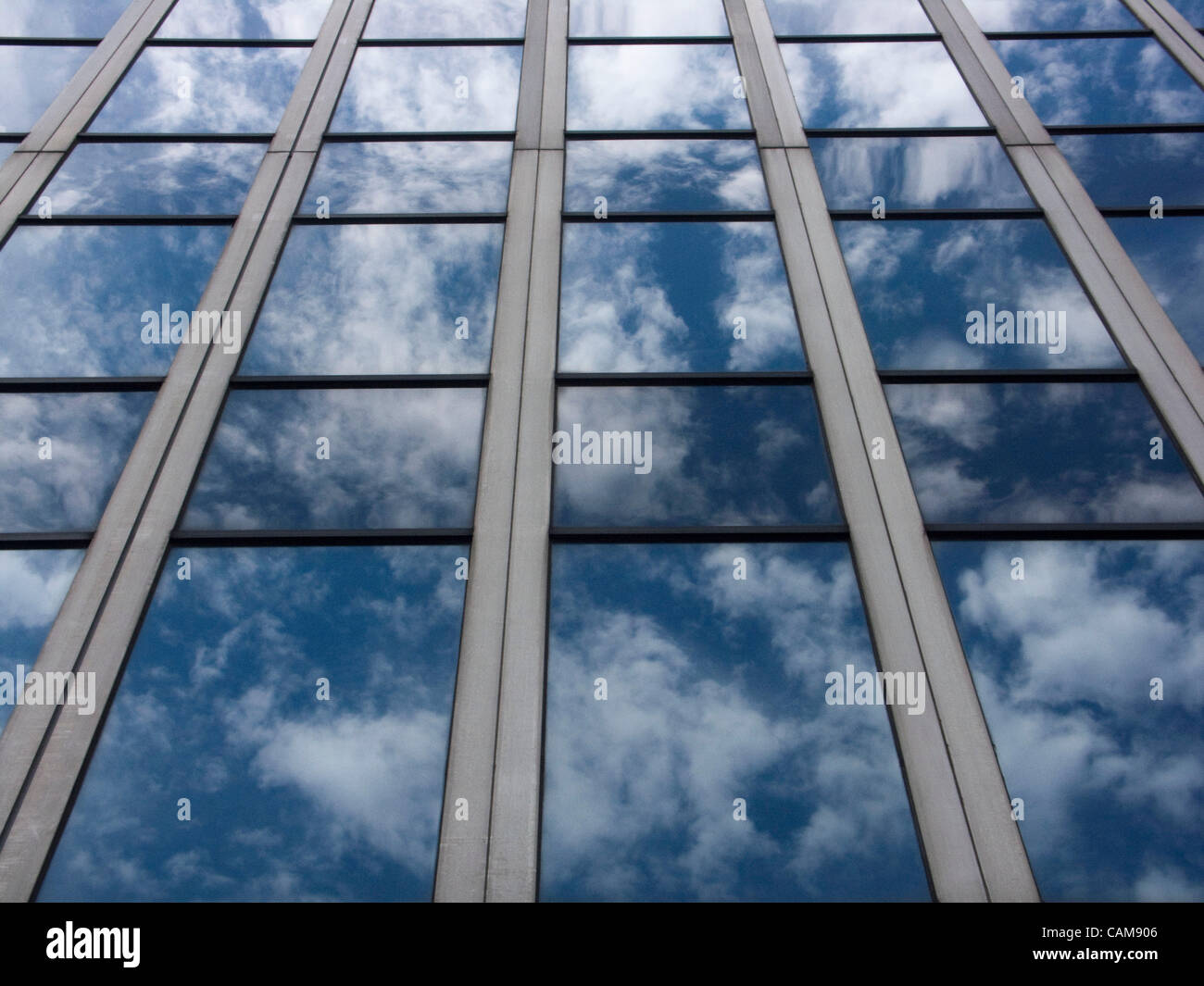 Reflective surfaces on buildings in New York City Stock Photo - Alamy