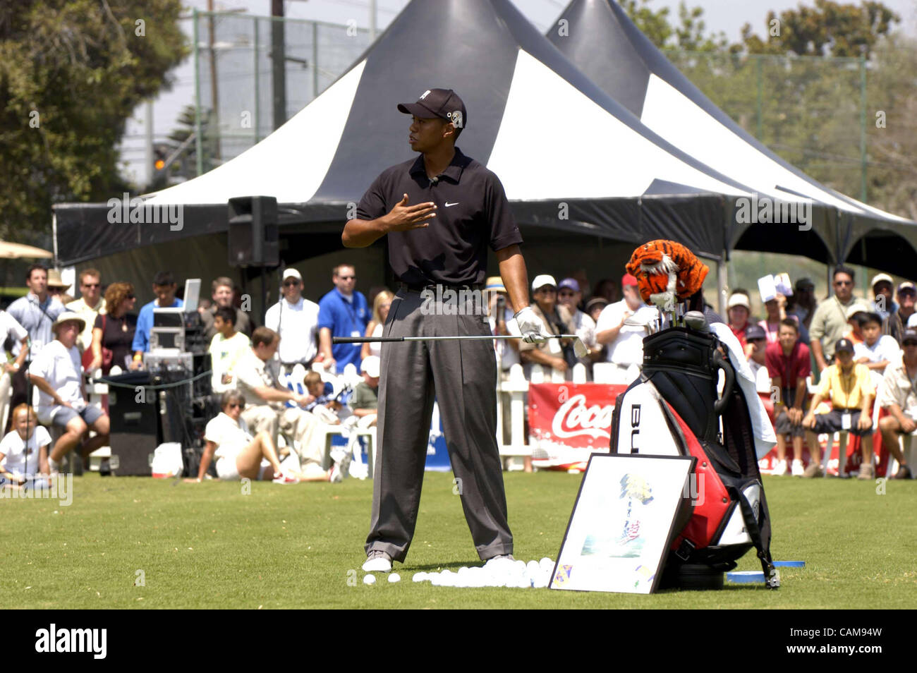 Aug. 30, 2004 - Anaheim, USA - Tiger Woods fields questions during a ...