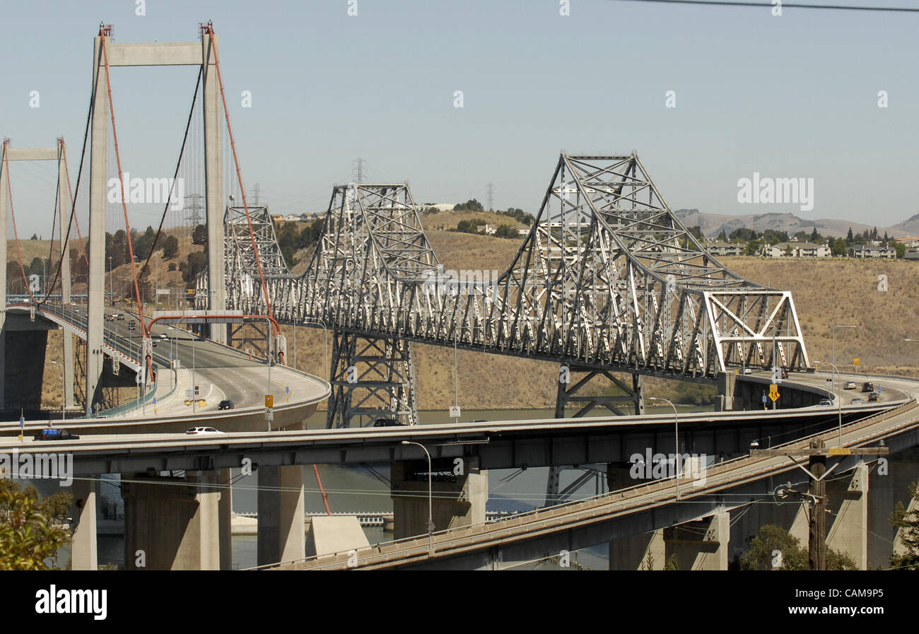 Carquinez bridge hi-res stock photography and images - Alamy