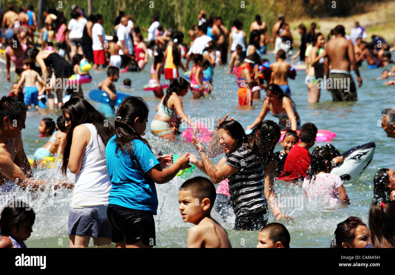 Shadow Cliffs Regional Recreation Area was overflowing with Labor Day ...