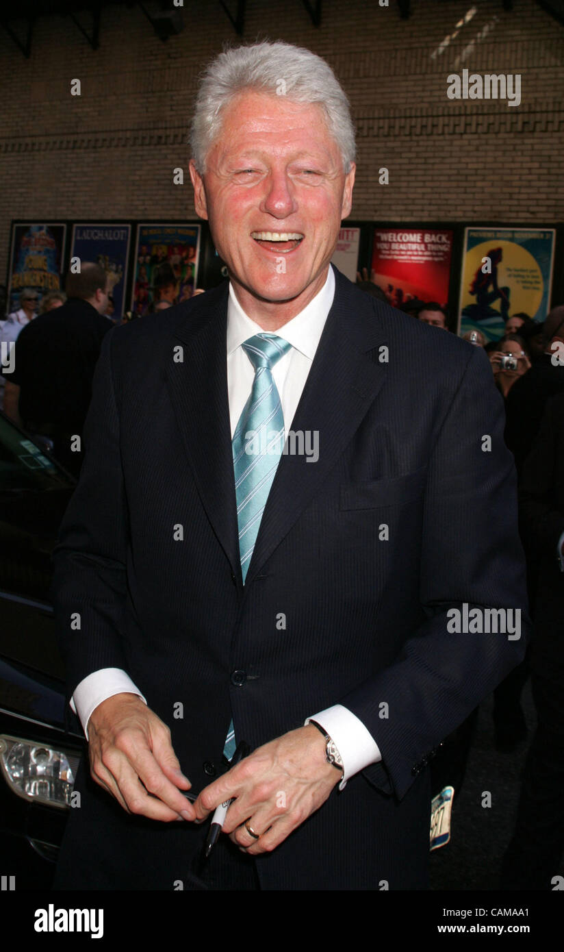 Sep 04, 2007 - New York, NY, USA -Former President BILL CLINTON at his ...