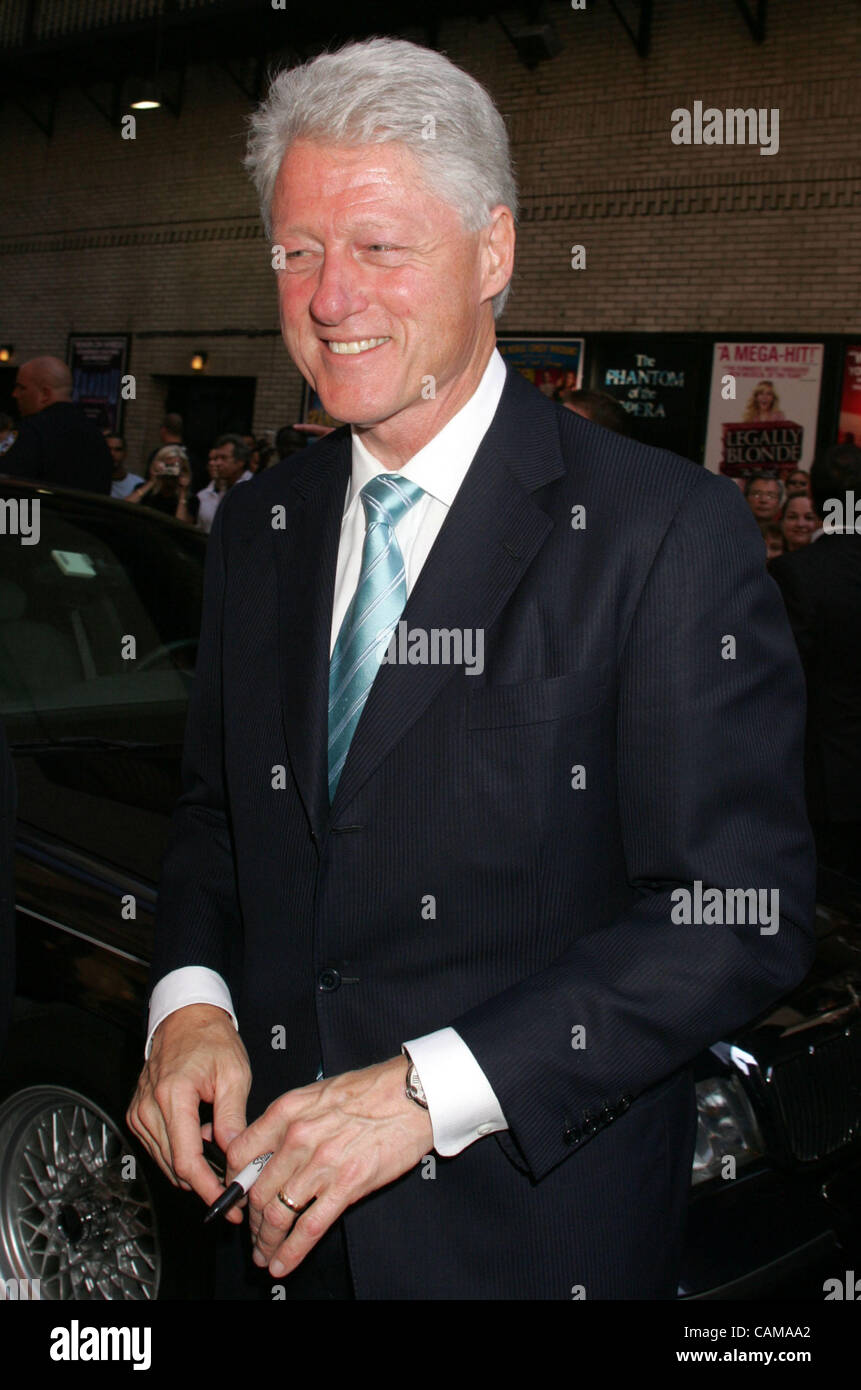 Sep 04, 2007 - New York, NY, USA -Former President BILL CLINTON at his ...