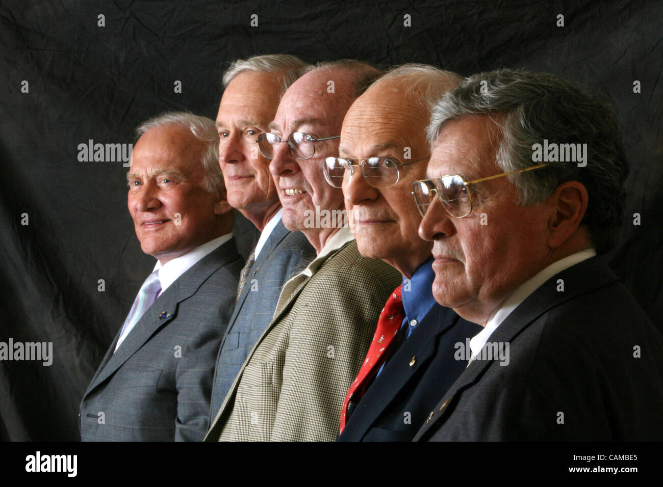 HEADLINE: Apollo astronauts, "In the "Shadow of the Moon" DATE: 9/5/07 ...