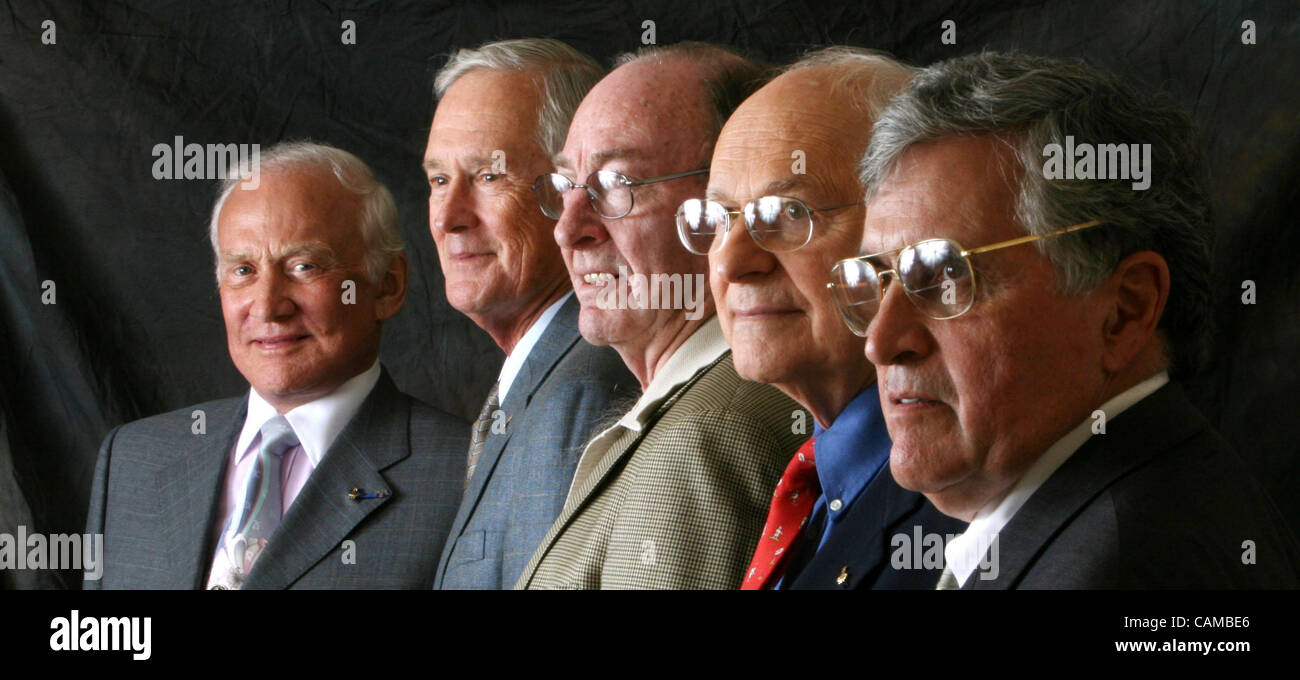 HEADLINE: Apollo astronauts, "In the "Shadow of the Moon" DATE: 9/5/07 ...