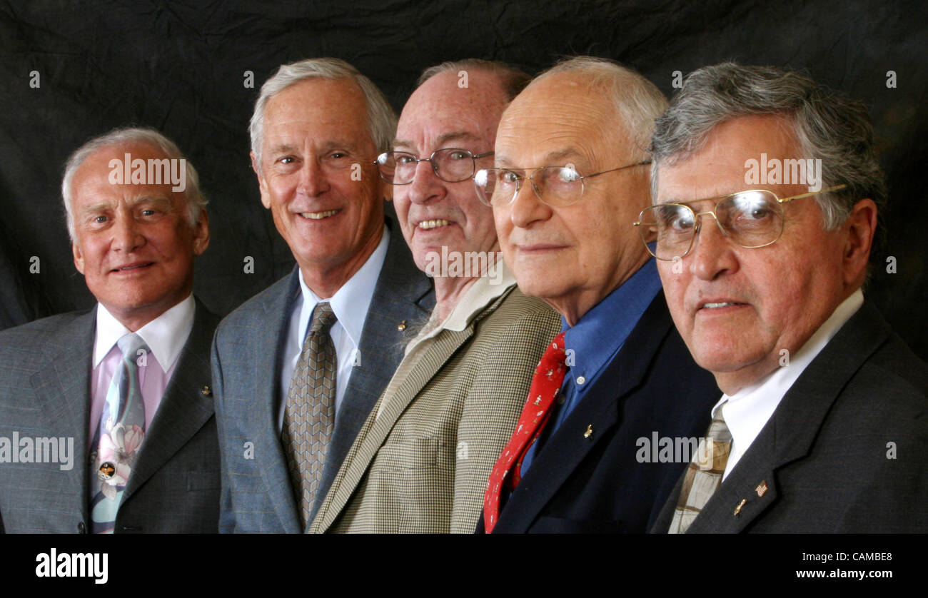 HEADLINE: Apollo astronauts, "In the "Shadow of the Moon" DATE: 9/5/07 ...