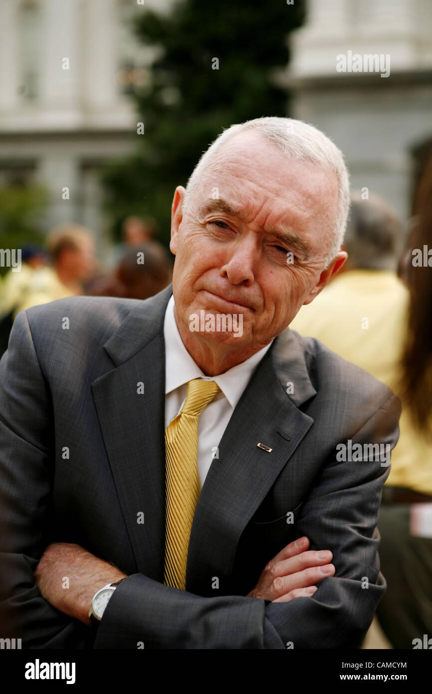 Four-Star General Barry McCaffrey (ret), the former White House ...
