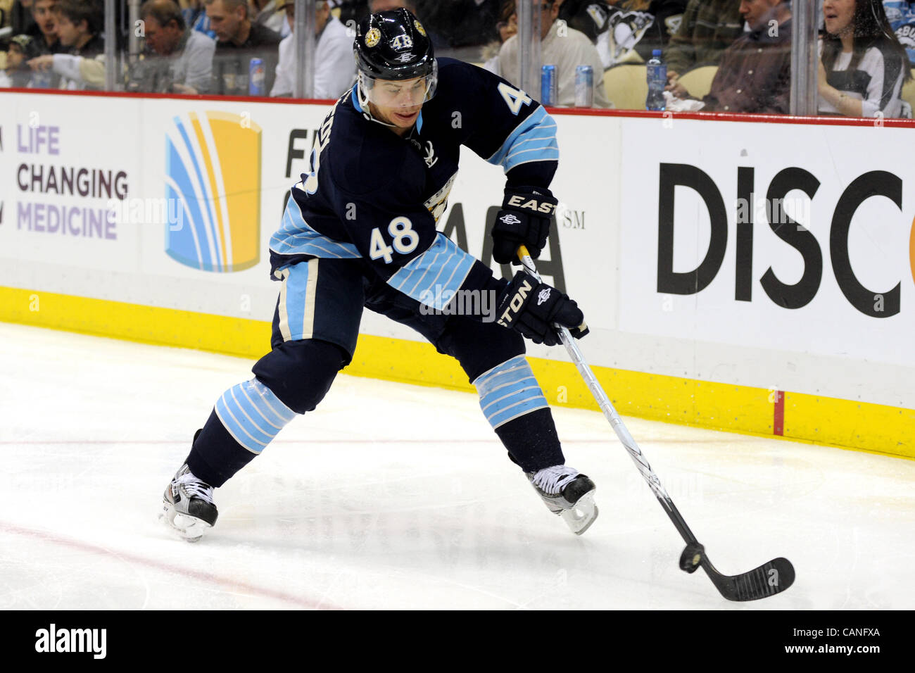 March 7, 2012 - Pittsburgh, PENNSYLVANNIA, U.S - Pittsburgh Penguins ...