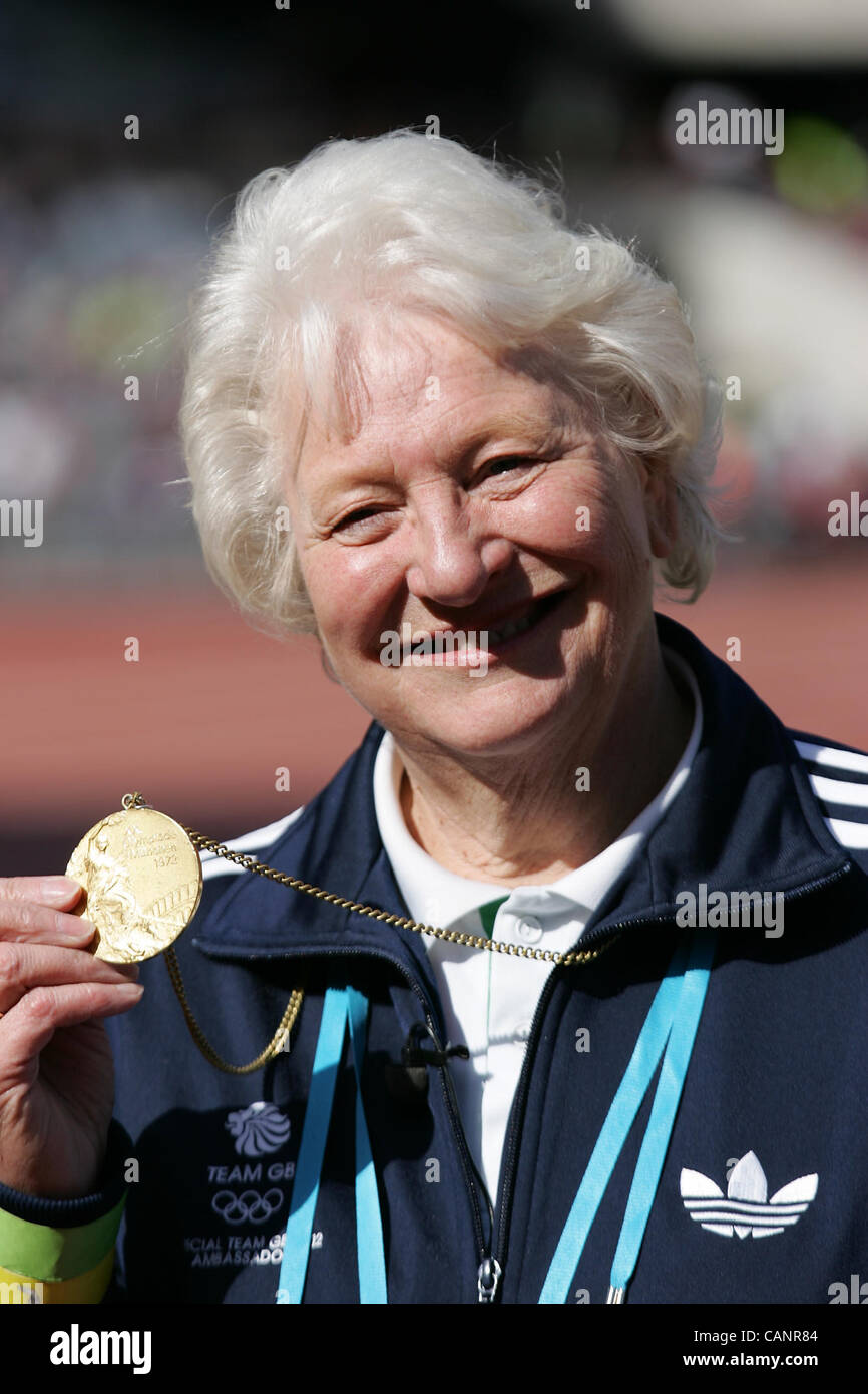 Mary peters hi-res stock photography and images - Alamy