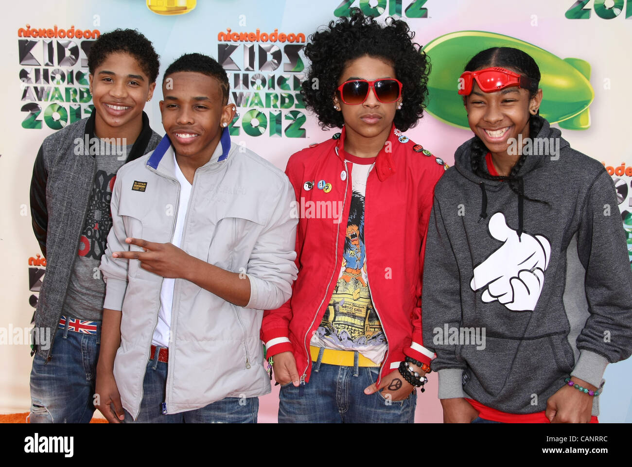 Mindless behavior hi-res stock photography and images - Alamy