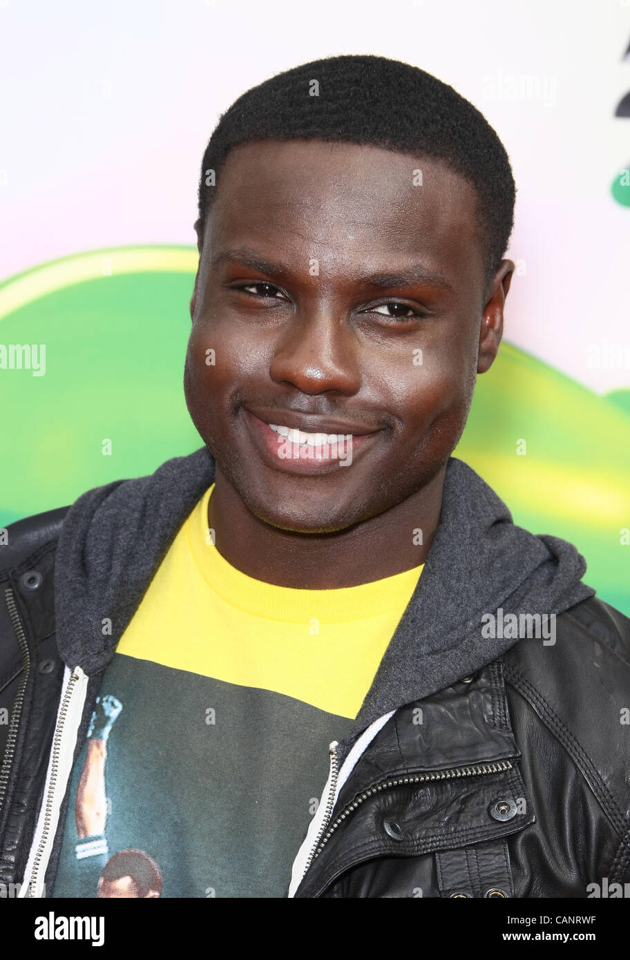 DAYO OKENIYI 25TH NICKELODEON KID'S CHOICE AWARDS DOWNTOWN LOS ANGELES ...
