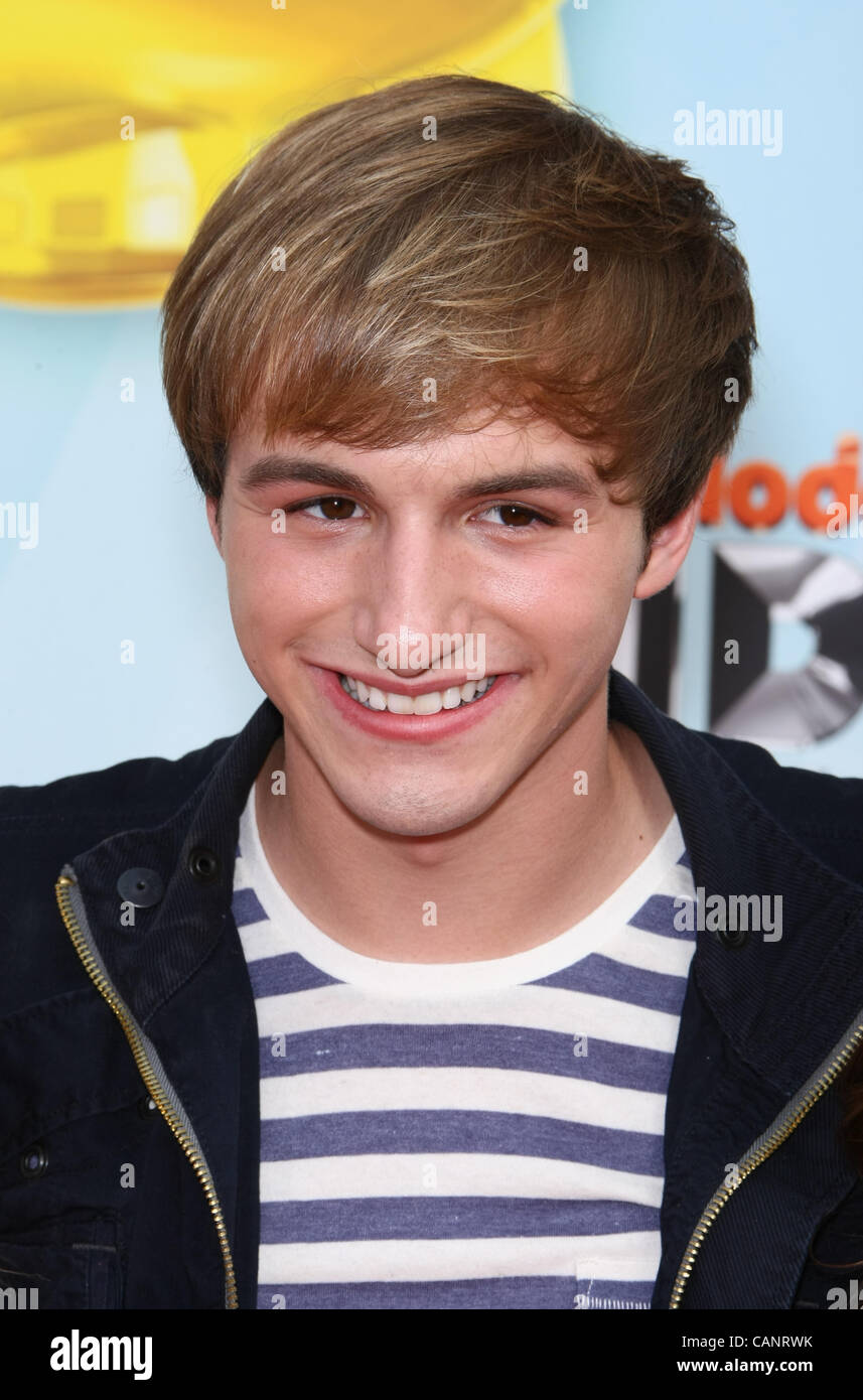 LUCAS CRUIKSHANK 25TH NICKELODEON KID'S CHOICE AWARDS DOWNTOWN LOS ...