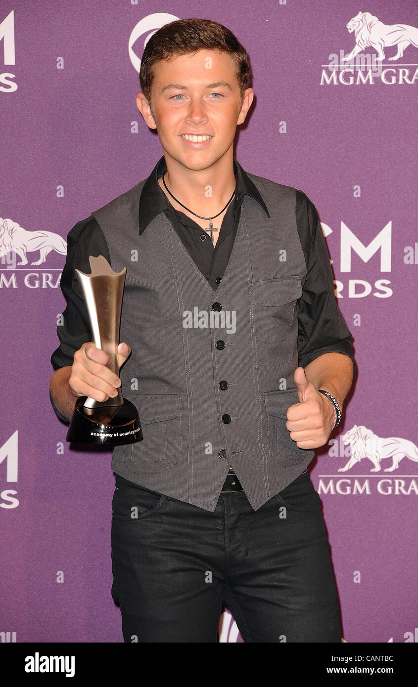 Apr. 1, 2012 - Las Vegas, Nevada; USA -Singer SCOTTY MCCREERY in the ...