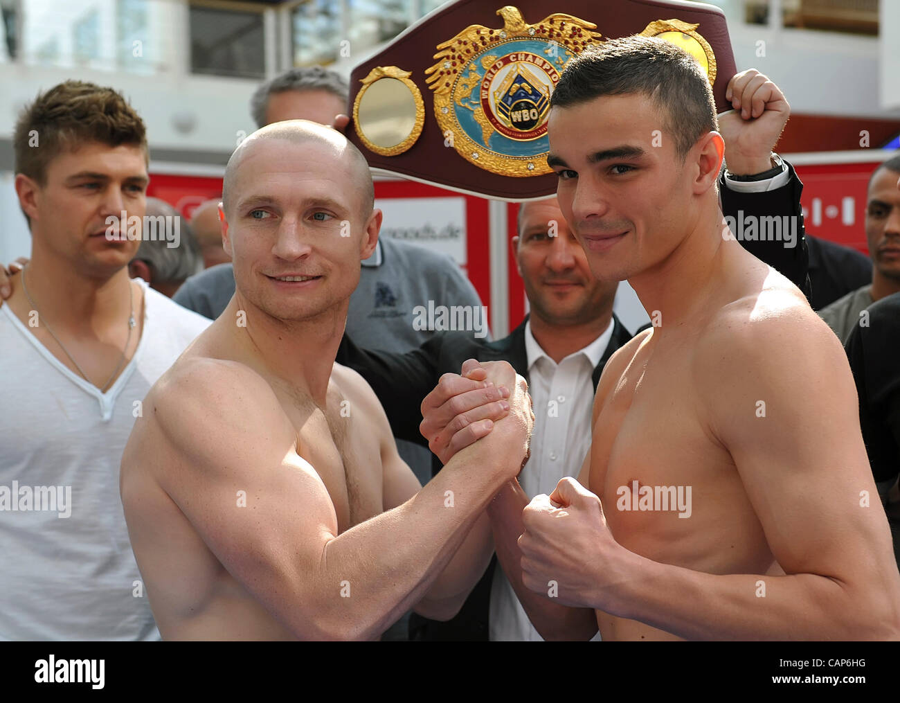 Boxer Lukas Konecny (CZE, left) and Salim Larbi (FRA) pose during the ...