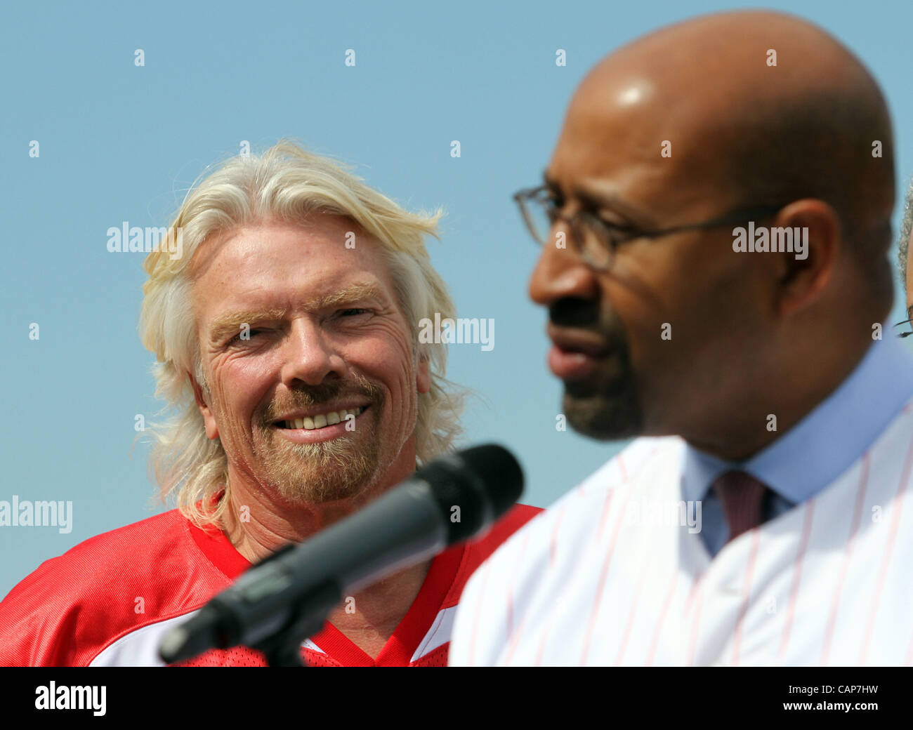 April 4, 2012 - Philadelphia, California, U.S. - Sir Richard Branson (L ...