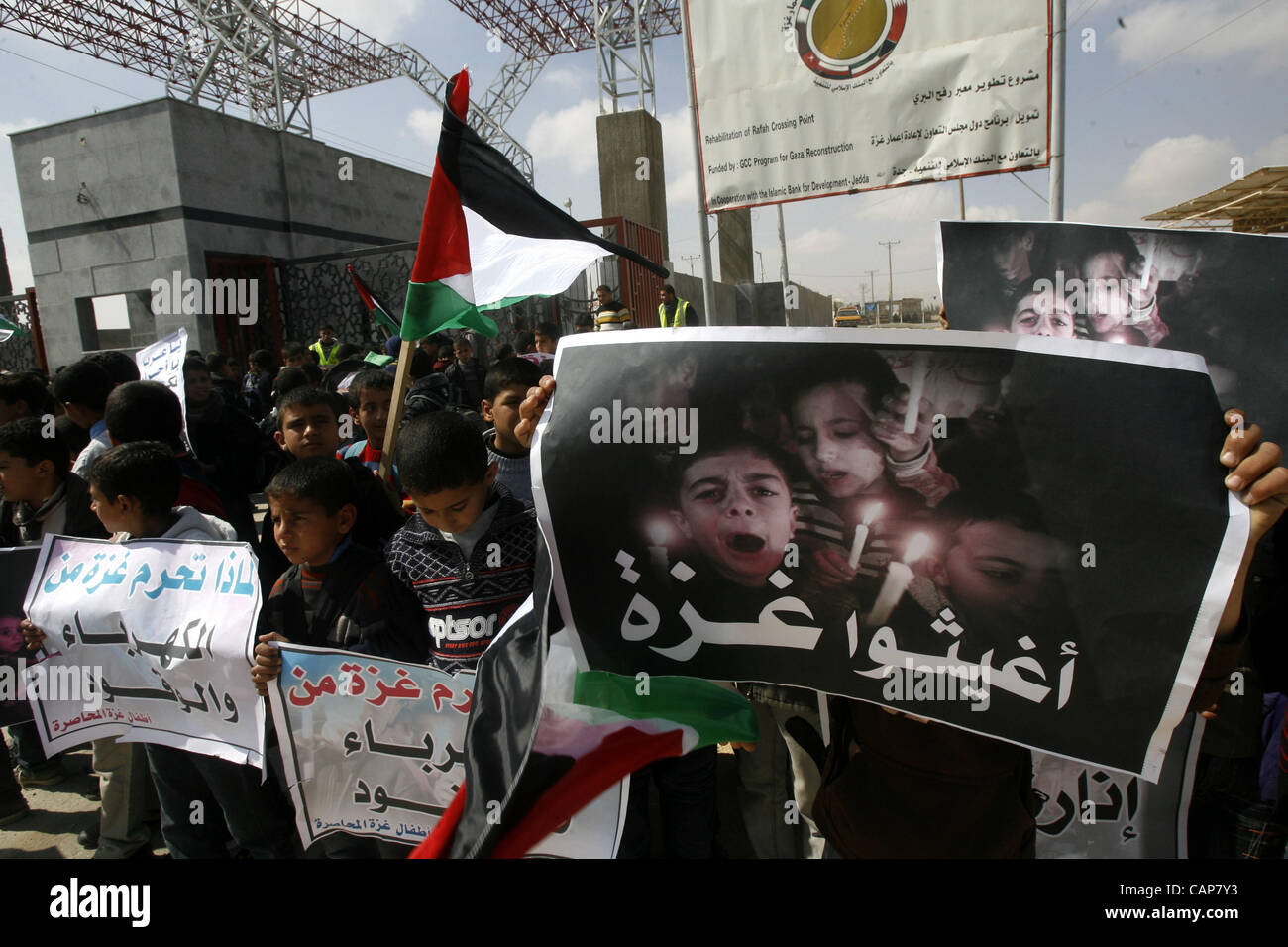 April 3, 2012 - Rafah, Gaza Strip, Palestinian Territory - Palestinian ...