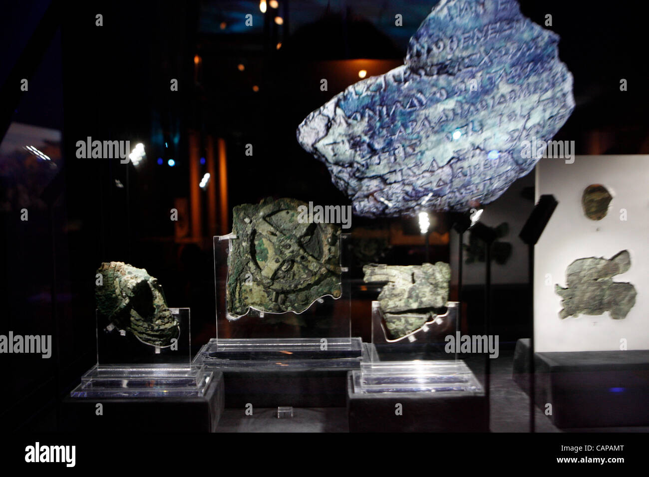 Antikythera mechanism hi-res stock photography and images - Alamy